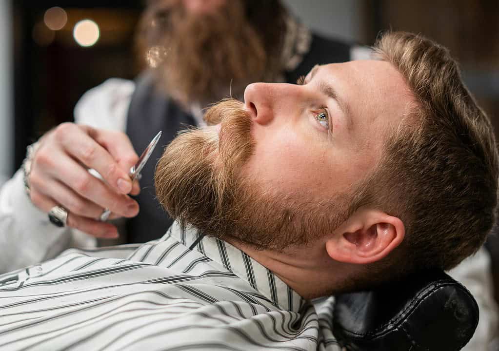 Comment faire pousser une barbe ? | Fav Barber